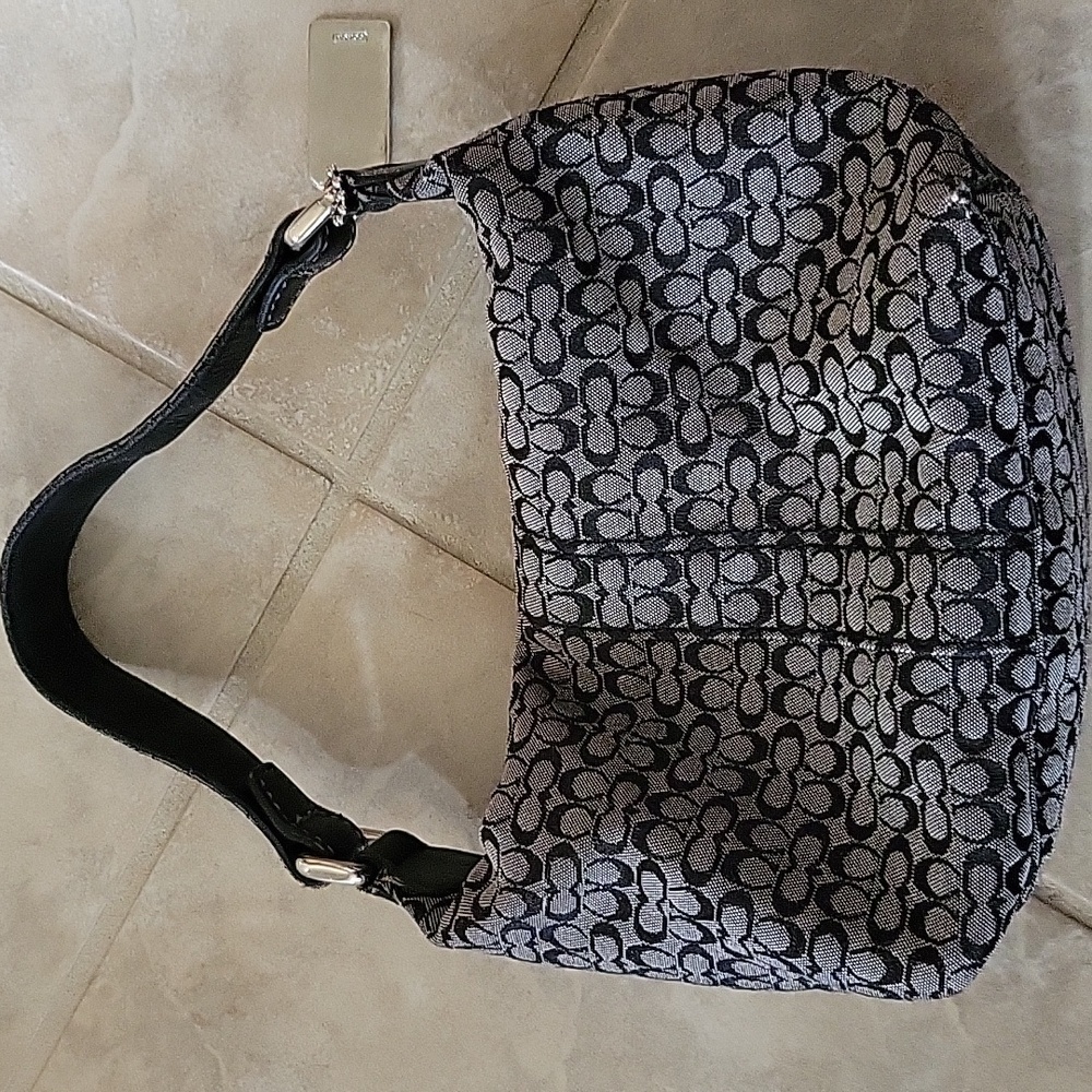 Coach Signature Small Shoulder Bag - Gem